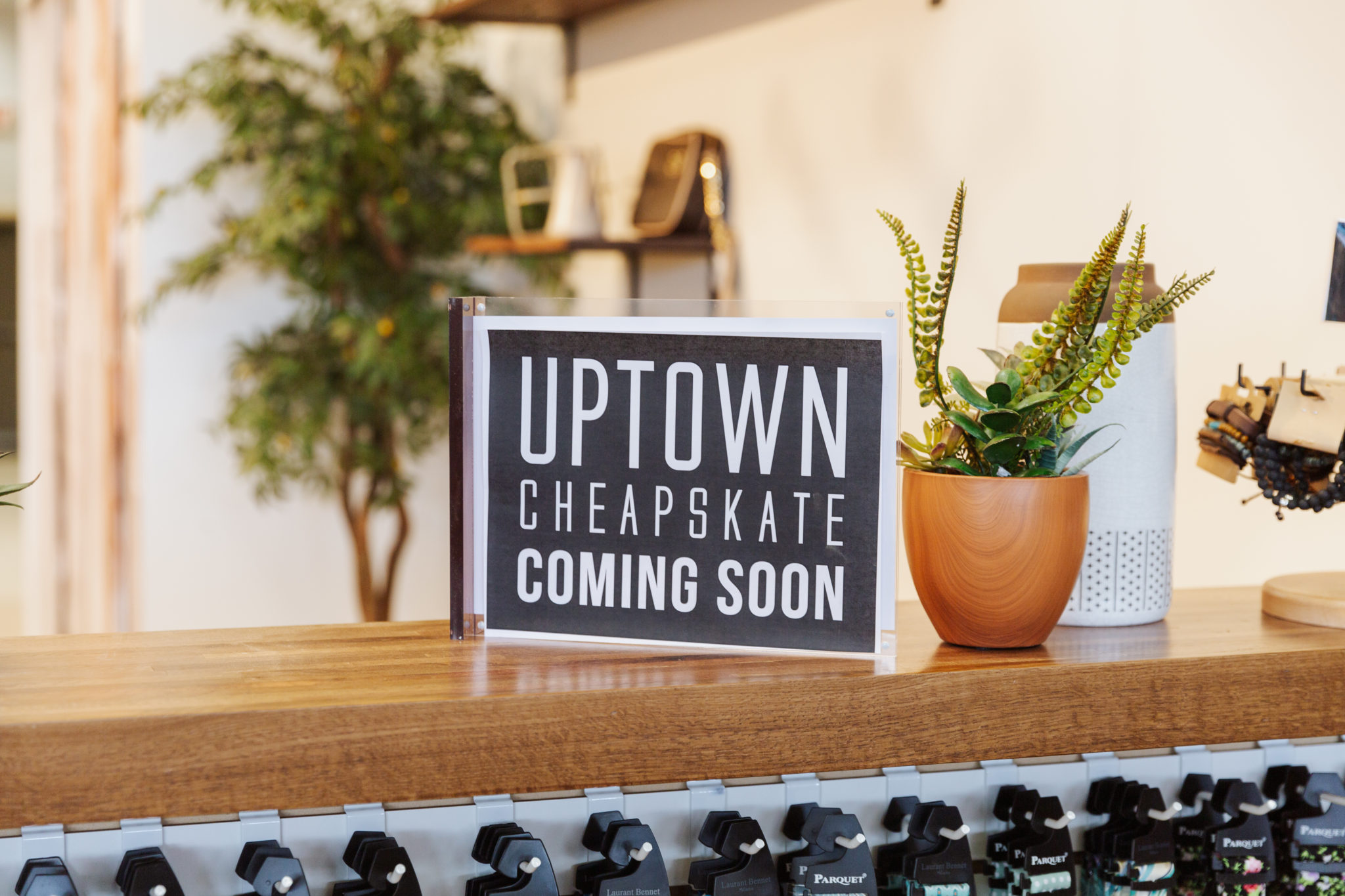 Own a Resale Clothing Franchise | Uptown Cheapskate Franchise